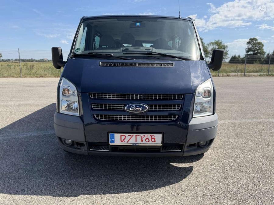 Blue Ford Transit 2012 in Marijampole, with an engine capacity of 2.20 L and mileage of 125 thousand km for 6600 €, photo 9 on AUTOMOTO.COM.LV