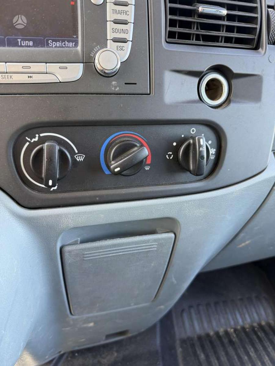 Blue Ford Transit 2012 in Marijampole, with an engine capacity of 2.20 L and mileage of 125 thousand km for 6600 €, photo 14 on AUTOMOTO.COM.LV