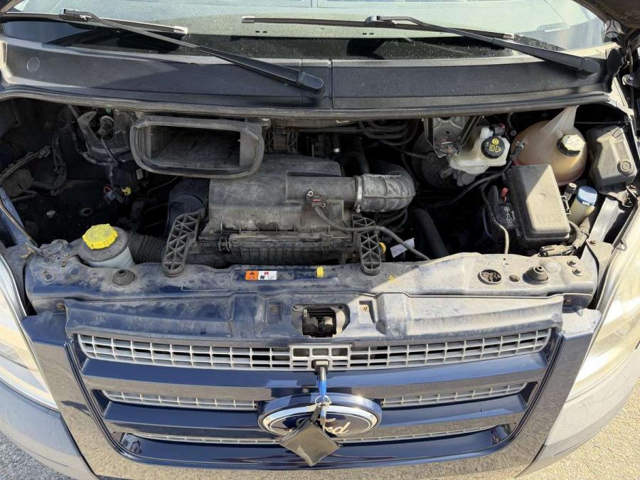 Blue Ford Transit 2012 in Marijampole, with an engine capacity of 2.20 L and mileage of 125 thousand km for 6600 €, photo 28 on AUTOMOTO.COM.LV