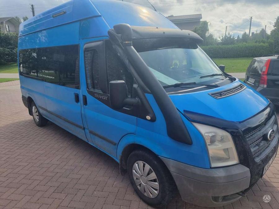 Blue Ford Transit 2012 in Radviliskis, with an engine capacity of 2.20 L and mileage of 370 thousand km for 3500 €, photo 4 on AUTOMOTO.COM.LV