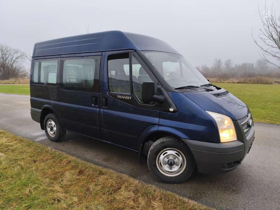 Zils Ford Transit 2013 Šauļi, ar dzinēja tilpumu 2.20 L un nobraukumu 37 tūkst. km par 7750 €, foto 3 vietnē AUTOMOTO.COM.LV