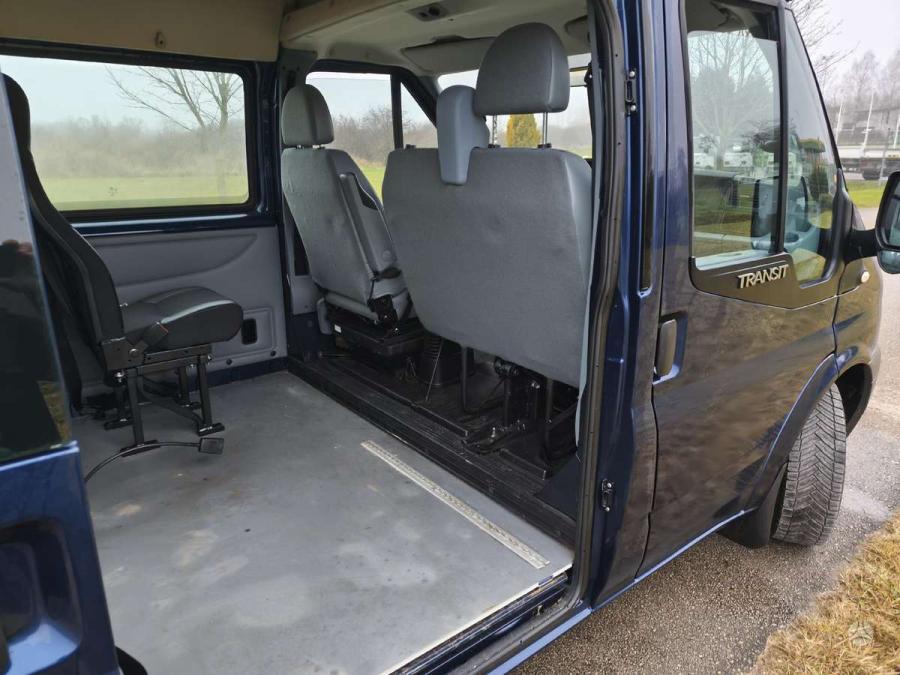 Zils Ford Transit 2013 Šauļi, ar dzinēja tilpumu 2.20 L un nobraukumu 37 tūkst. km par 7750 €, foto 6 vietnē AUTOMOTO.COM.LV