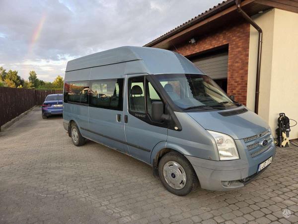 Zils Ford Transit 2013 Viļņa, ar dzinēja tilpumu 2.20 L un nobraukumu 233 tūkst. km par 2600 €, foto 3 vietnē AUTOMOTO.COM.LV