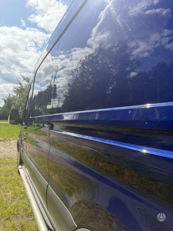Blue Ford Transit 2015 in Vilnius, with an engine capacity of 2.20 L and mileage of 441 thousand km for 6200 €, photo 7 on AUTOMOTO.COM.LV