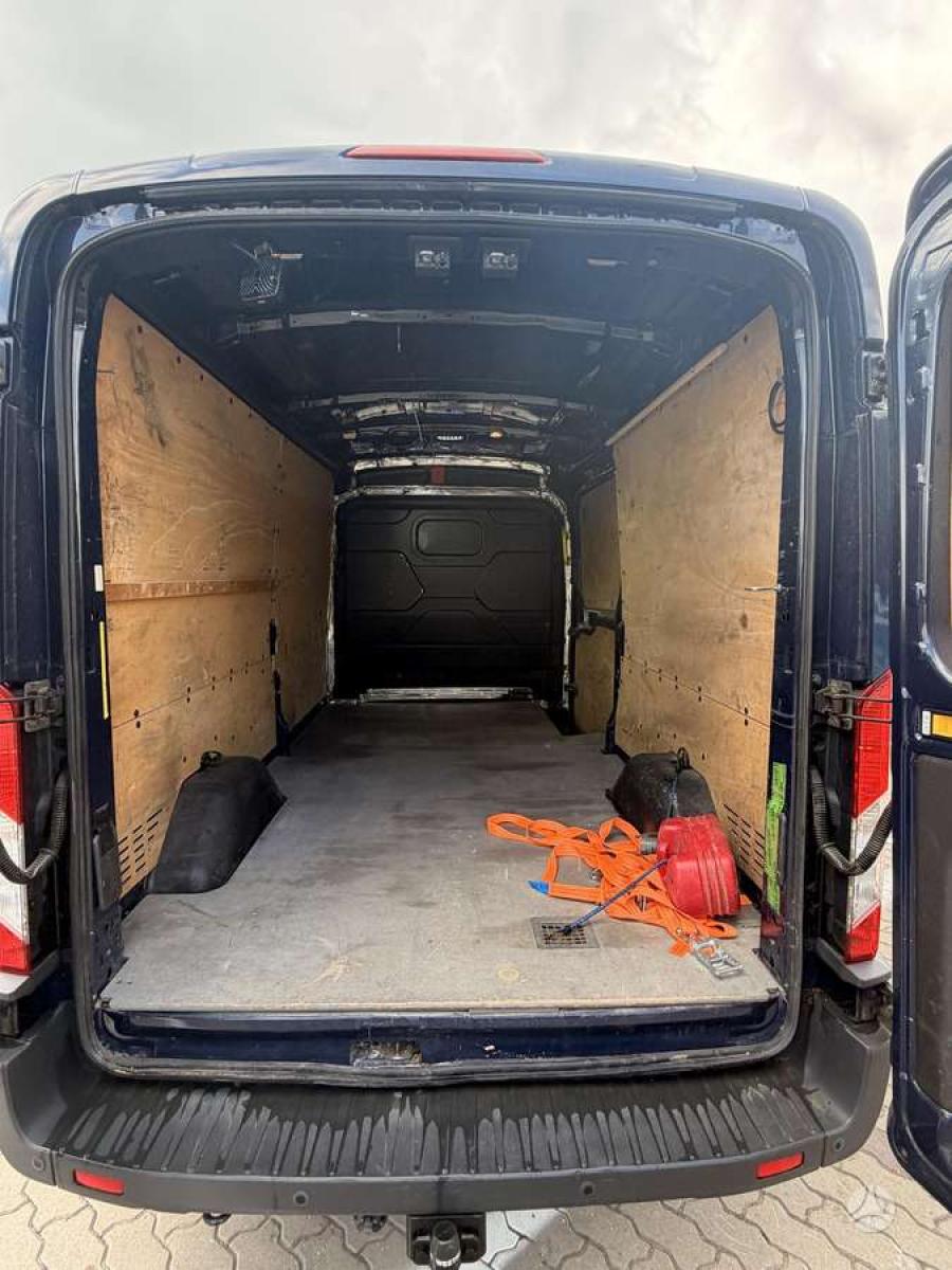 Zils Ford Transit 2015 Tartu, ar dzinēja tilpumu 2.20 L un nobraukumu 226 tūkst. km par 8499 €, foto 6 vietnē AUTOMOTO.COM.LV