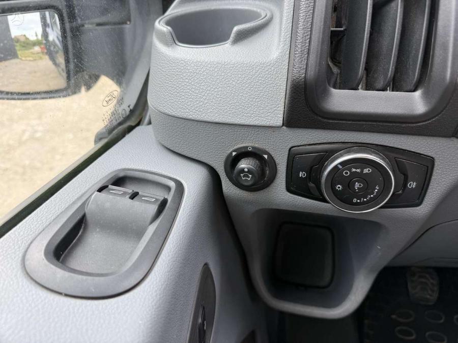 Zils Ford Transit 2015 Kelmė, ar dzinēja tilpumu 2.20 L un nobraukumu 366 tūkst. km par 8500 €, foto 5 vietnē AUTOMOTO.COM.LV