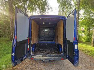 Blue Ford Transit 2015 in Taurage, with an engine capacity of 2.20 L and mileage of 275 thousand km for 5950 €, photo 8 on AUTOMOTO.COM.LV