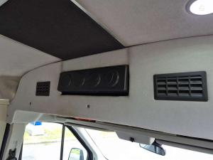 Blue Ford Transit 2016 in Panevezys, with an engine capacity of 2.20 L and mileage of 531 thousand km for 6600 €, photo 22 on AUTOMOTO.COM.LV