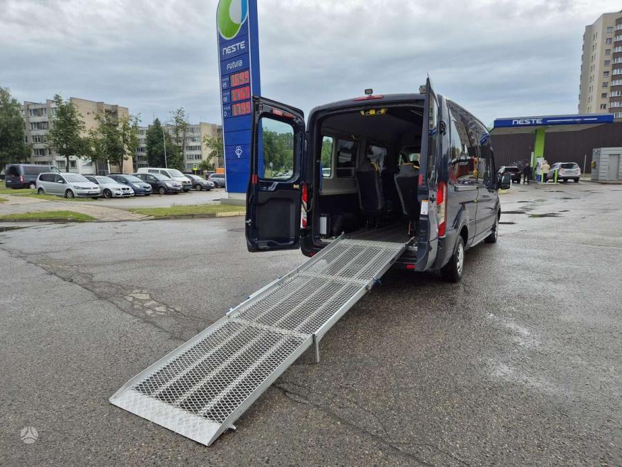 Blue Ford Transit 2016 in Panevezys, with an engine capacity of 2.20 L and mileage of 531 thousand km for 6600 €, photo 26 on AUTOMOTO.COM.LV