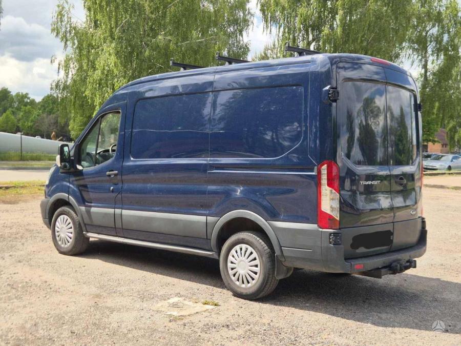 Zils Ford Transit 2017 Tauragė, ar dzinēja tilpumu 2.00 L un nobraukumu 242 tūkst. km par 6500 €, foto 3 vietnē AUTOMOTO.COM.LV