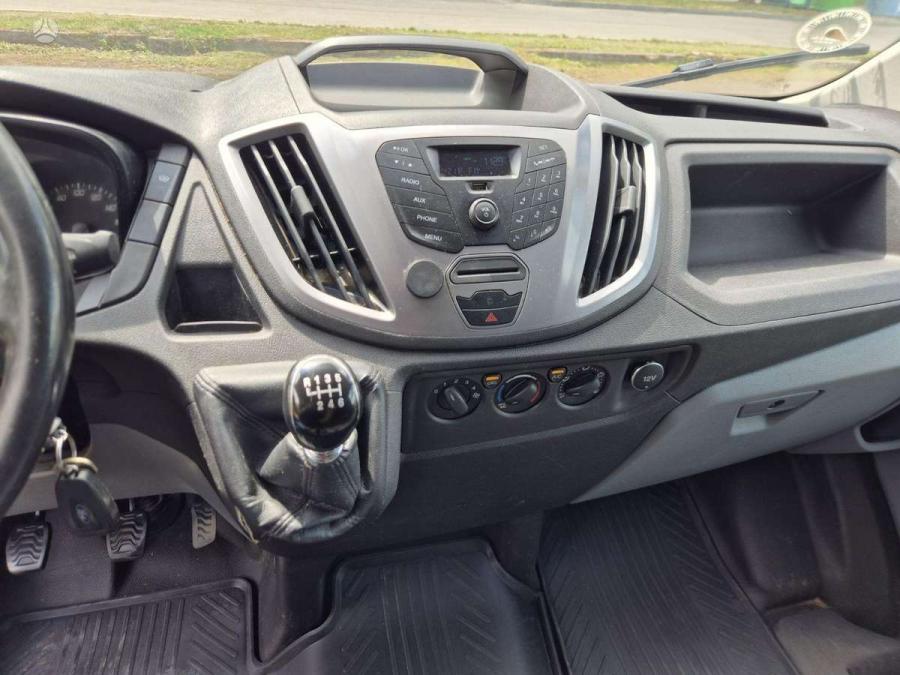 Zils Ford Transit 2017 Tauragė, ar dzinēja tilpumu 2.00 L un nobraukumu 242 tūkst. km par 6500 €, foto 12 vietnē AUTOMOTO.COM.LV