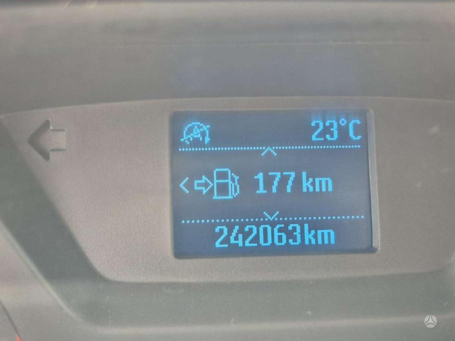 Zils Ford Transit 2017 Tauragė, ar dzinēja tilpumu 2.00 L un nobraukumu 242 tūkst. km par 6500 €, foto 17 vietnē AUTOMOTO.COM.LV