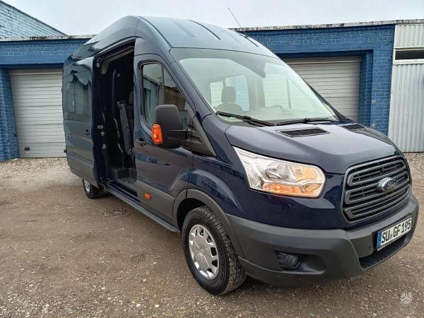 Blue Ford Transit 2018 in Marijampole, with an engine capacity of 2.00 L and mileage of 237 thousand km for 13950 €, photo 11 on AUTOMOTO.COM.LV