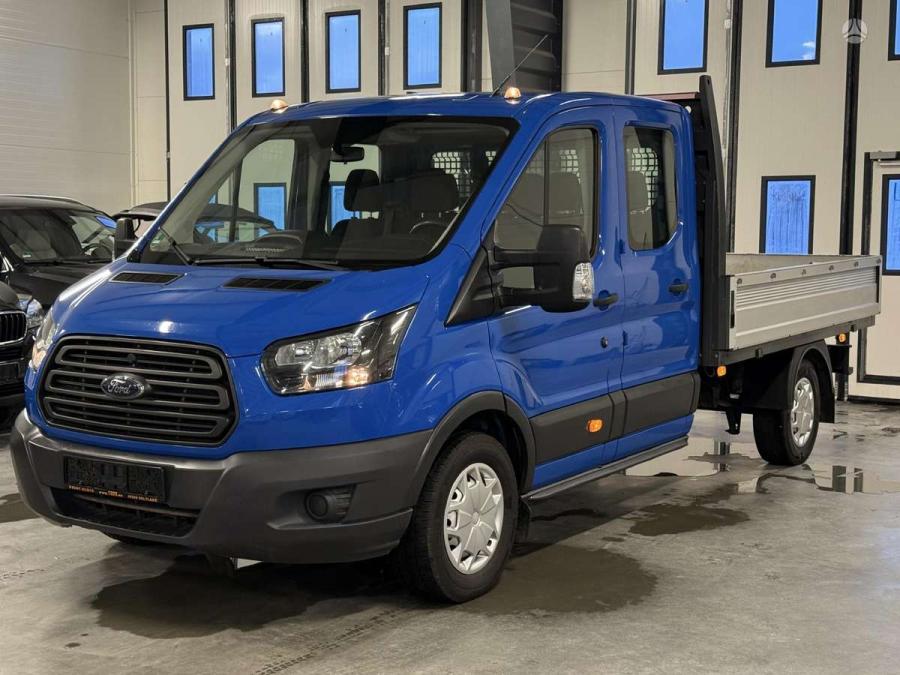 Blue Ford Transit 2019 in Marijampole, with an engine capacity of 2.00 L and mileage of 193 thousand km for 13500 €, photo 4 on AUTOMOTO.COM.LV