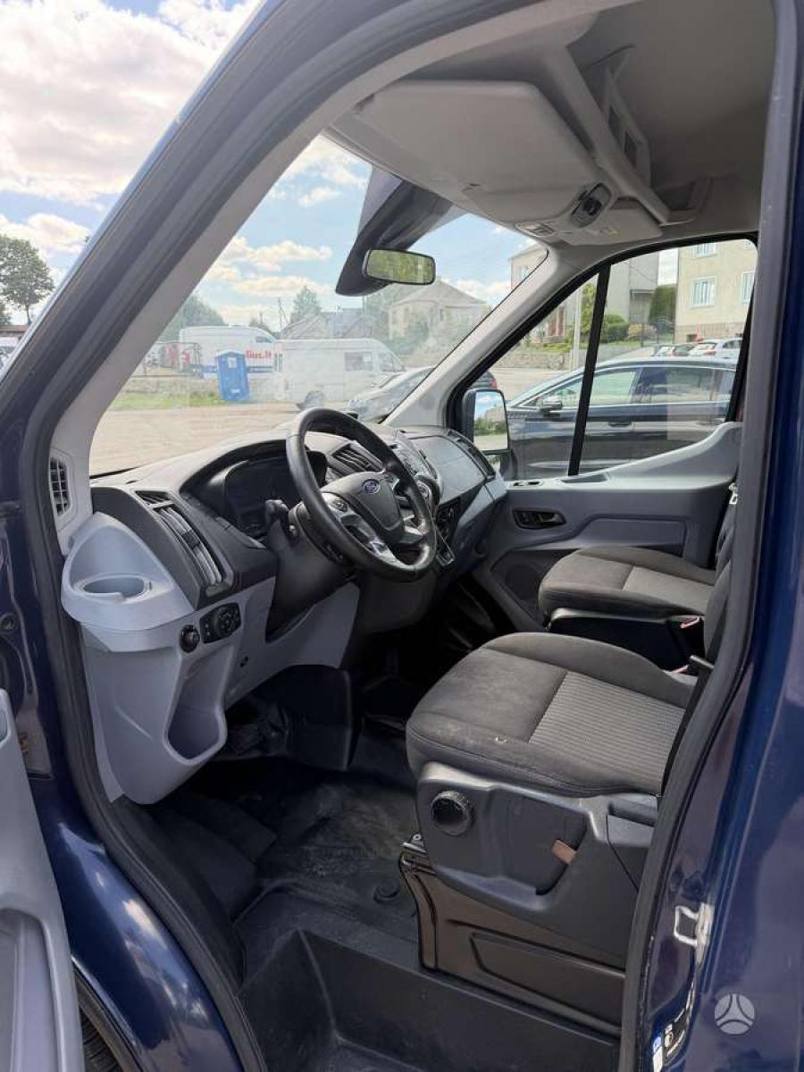 Zils Ford Transit 2019 Skaudvilė, ar dzinēja tilpumu 2.00 L un nobraukumu 550 tūkst. km par 9500 €, foto 17 vietnē AUTOMOTO.COM.LV