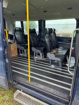 Zils Ford Transit 2019 Tauragė, ar dzinēja tilpumu 2.00 L un nobraukumu 620 tūkst. km par 6700 €, foto 7 vietnē AUTOMOTO.COM.LV