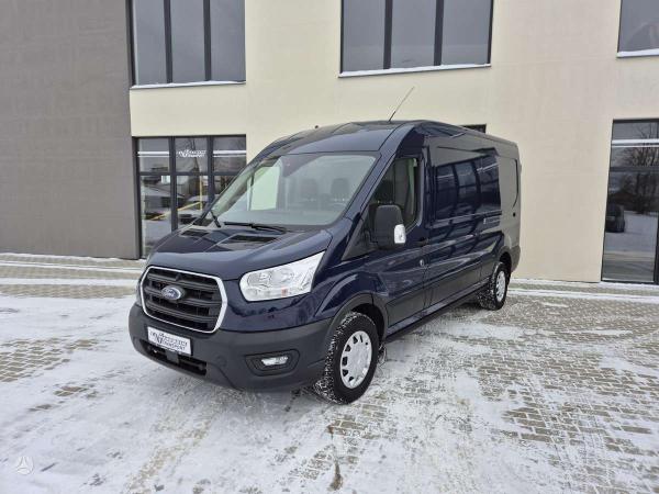 Blue Ford Transit 2020 in Marijampole, with an engine capacity of 2.00 L and mileage of 196 thousand km for 13500 €, photo 3 on AUTOMOTO.COM.LV