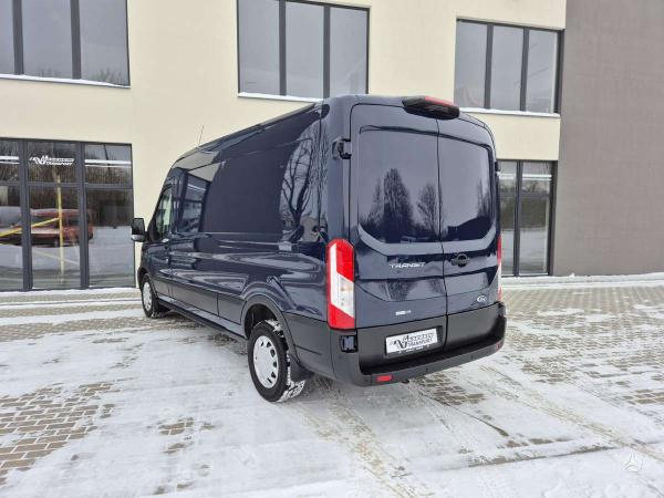 Blue Ford Transit 2020 in Marijampole, with an engine capacity of 2.00 L and mileage of 196 thousand km for 13500 €, photo 4 on AUTOMOTO.COM.LV