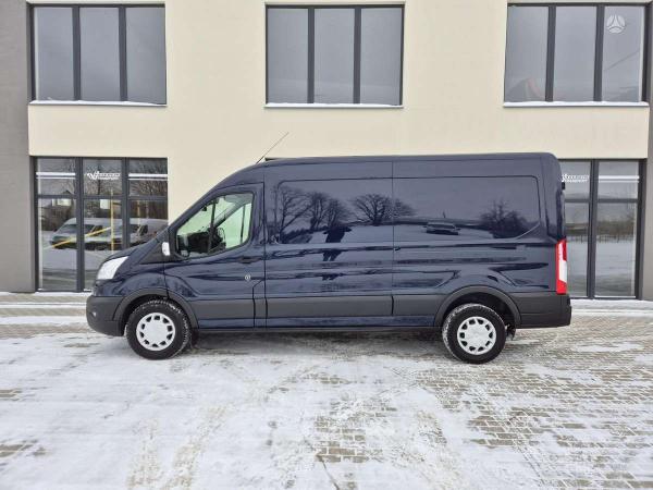 Blue Ford Transit 2020 in Marijampole, with an engine capacity of 2.00 L and mileage of 196 thousand km for 13500 €, photo 8 on AUTOMOTO.COM.LV