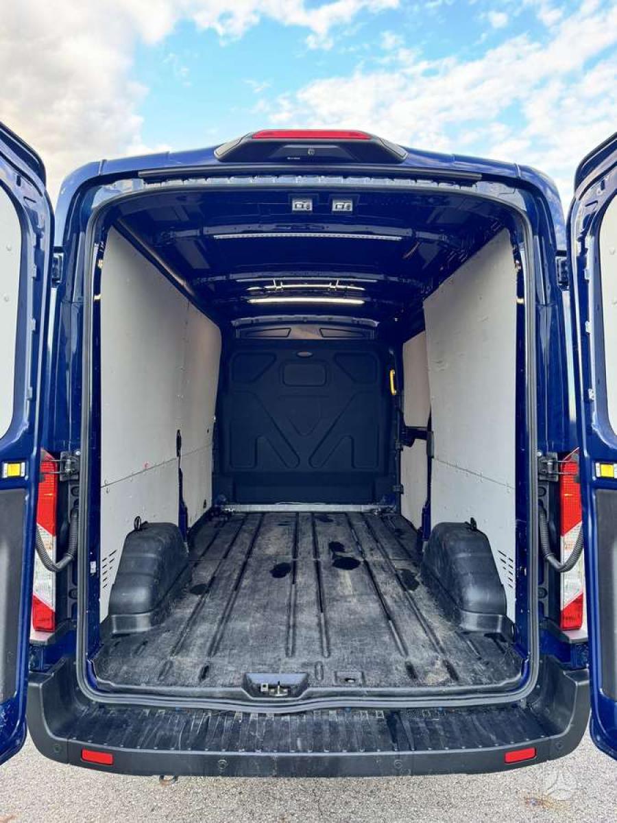 Blue Ford Transit 2023 in Kaunas, with an engine capacity of 2.00 L and mileage of 233 thousand km for 16000 €, photo 10 on AUTOMOTO.COM.LV
