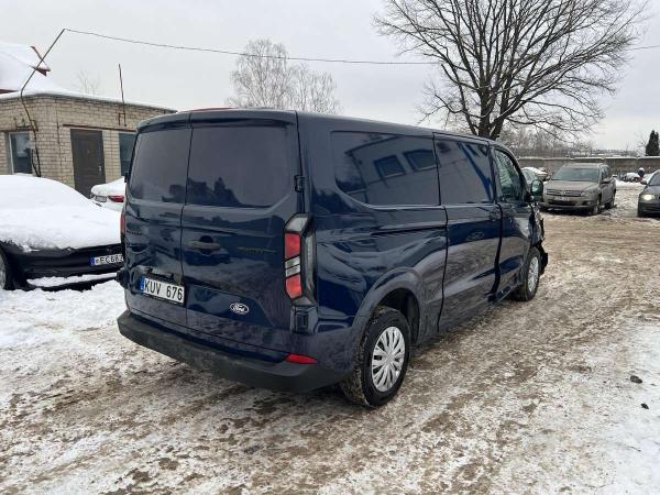 Zils Ford Transit 2024 Kauņa, ar dzinēja tilpumu 2.00 L un nobraukumu 107 tūkst. km par 12400 €, foto 3 vietnē AUTOMOTO.COM.LV