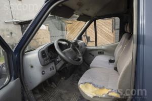 Blue Ford Transit 2000 in Riga, with an engine capacity of 2.00 L and mileage of 239 thousand km for 1650 €, photo 6 on AUTOMOTO.COM.LV