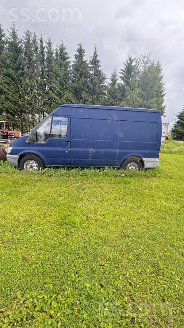 Blue Ford Transit 2002 in Riga, with an engine capacity of 2.40 L and mileage of 400 thousand km for 900 €, photo 2 on AUTOMOTO.COM.LV