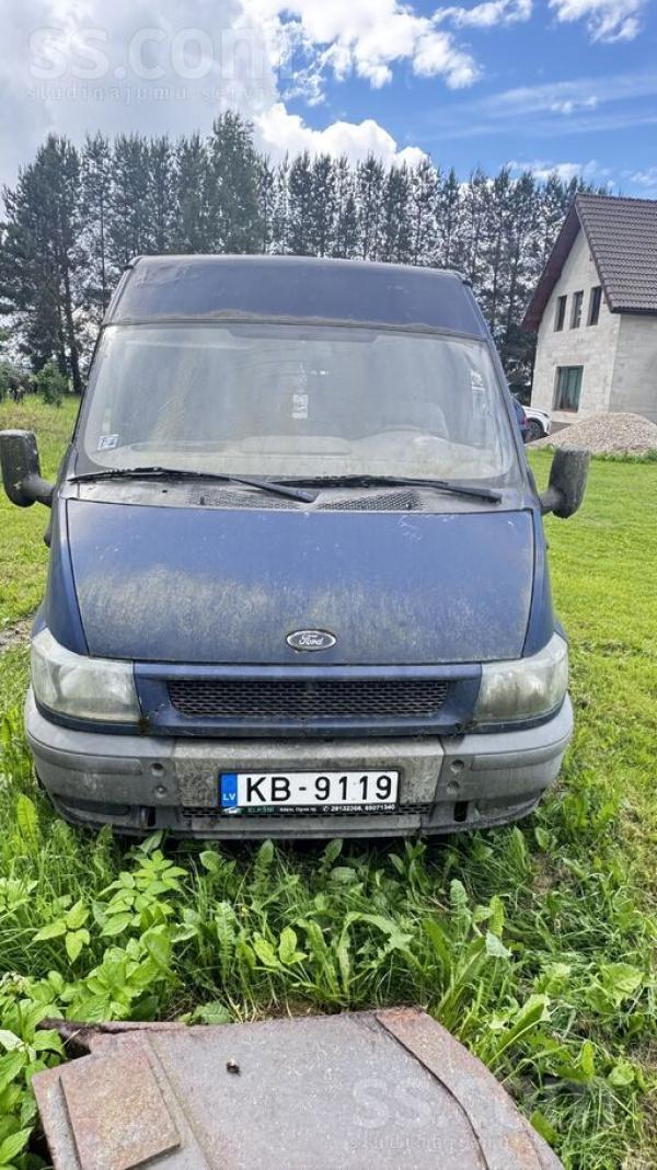 Blue Ford Transit 2002 in Riga, with an engine capacity of 2.40 L and mileage of 400 thousand km for 900 €, photo 3 on AUTOMOTO.COM.LV
