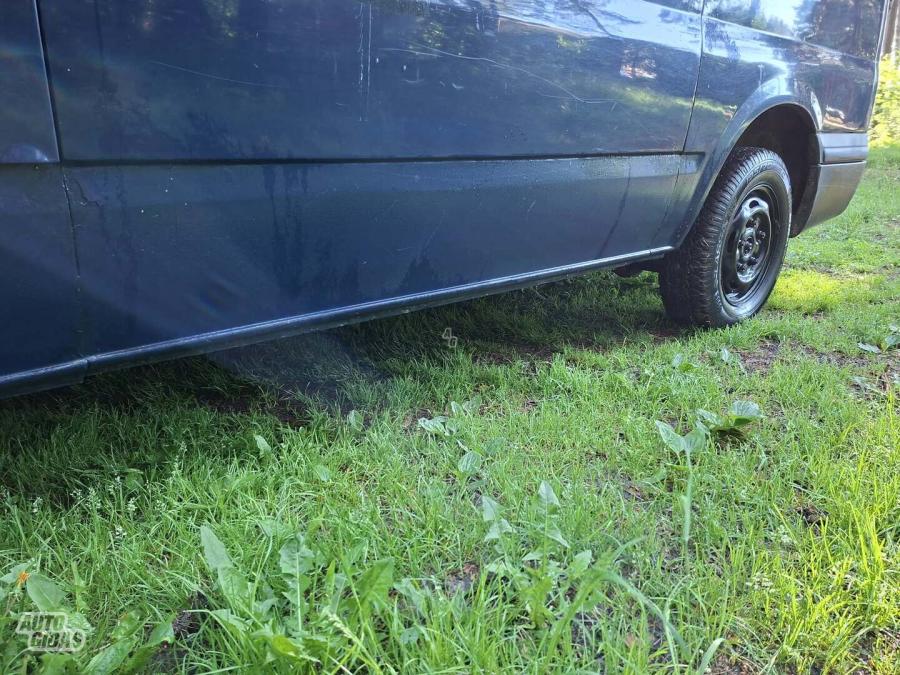 Blue Ford Transit 2003 in Vilnius, with an engine capacity of 2.00 L and mileage of 60 thousand km for 1990 €, photo 7 on AUTOMOTO.COM.LV