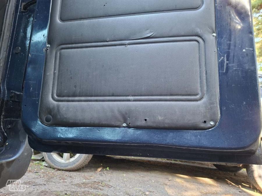 Blue Ford Transit 2003 in Vilnius, with an engine capacity of 2.00 L and mileage of 60 thousand km for 1990 €, photo 19 on AUTOMOTO.COM.LV