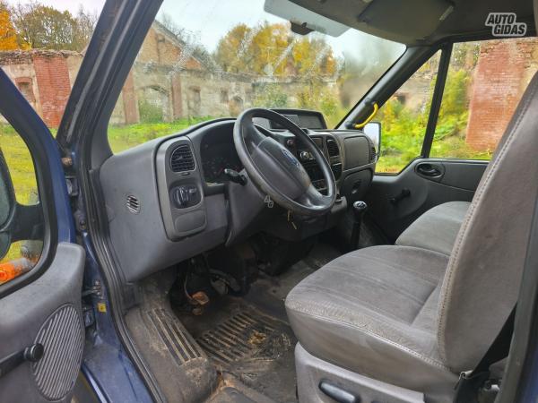 Zils Ford Transit 2006 Ignalina, ar dzinēja tilpumu 2.40 L un nobraukumu 267 tūkst. km par 1100 €, foto 9 vietnē AUTOMOTO.COM.LV