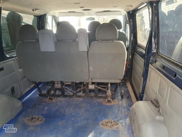 Zils Ford Transit 2007 Viļņa, ar dzinēja tilpumu 2.20 L un nobraukumu 331 tūkst. km par 3500 €, foto 7 vietnē AUTOMOTO.COM.LV