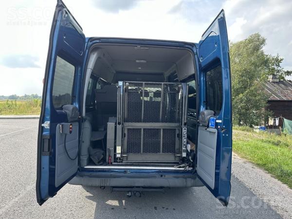 Zils Ford Transit 2007 Jelgava, ar dzinēja tilpumu 2.20 L un nobraukumu 107 tūkst. km par 7500 €, foto 4 vietnē AUTOMOTO.COM.LV