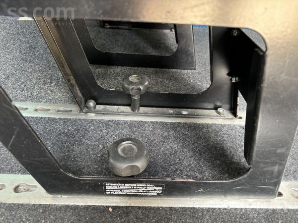 Zils Ford Transit 2007 Jelgava, ar dzinēja tilpumu 2.20 L un nobraukumu 107 tūkst. km par 7500 €, foto 7 vietnē AUTOMOTO.COM.LV