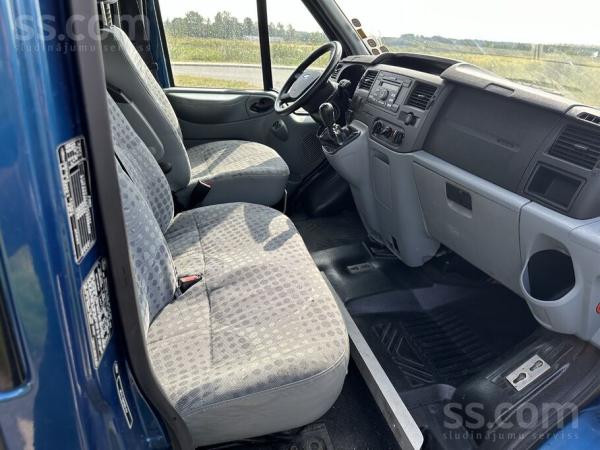 Zils Ford Transit 2007 Jelgava, ar dzinēja tilpumu 2.20 L un nobraukumu 107 tūkst. km par 7500 €, foto 9 vietnē AUTOMOTO.COM.LV