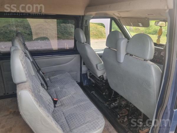 Zils Ford Transit 2009 Saldus, ar dzinēja tilpumu 2.20 L un nobraukumu 332 tūkst. km par 3150 €, foto 6 vietnē AUTOMOTO.COM.LV