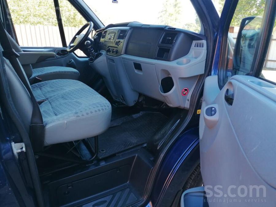 Zils Ford Transit 2012 Daugavpils, ar dzinēja tilpumu 2.20 L un nobraukumu 0 tūkst. km par 5350 €, foto 22 vietnē AUTOMOTO.COM.LV