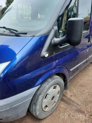 Zils Ford Transit 2014 Jelgava, ar dzinēja tilpumu 2.20 L un nobraukumu 188 tūkst. km par 10000 €, foto 3 vietnē AUTOMOTO.COM.LV