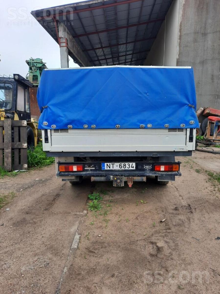 Zils Ford Transit 2014 Jelgava, ar dzinēja tilpumu 2.20 L un nobraukumu 188 tūkst. km par 10000 €, foto 9 vietnē AUTOMOTO.COM.LV