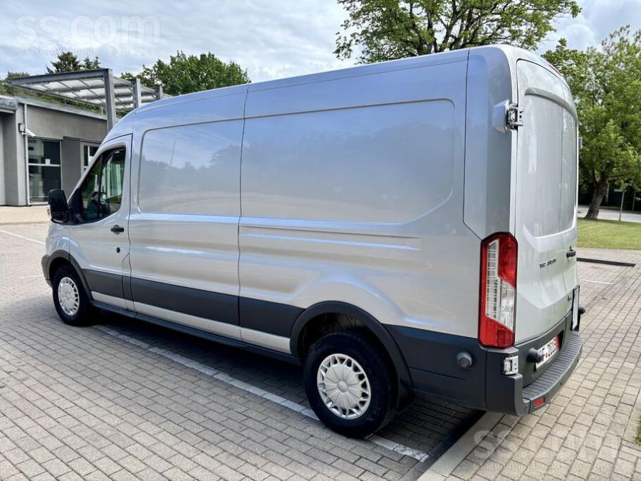Zils Ford Transit 2015 Jūrmala, ar dzinēja tilpumu 2.20 L un nobraukumu 237 tūkst. km par 8900 €, foto 5 vietnē AUTOMOTO.COM.LV