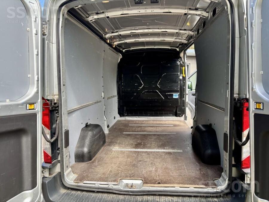 Zils Ford Transit 2015 Jūrmala, ar dzinēja tilpumu 2.20 L un nobraukumu 237 tūkst. km par 8900 €, foto 15 vietnē AUTOMOTO.COM.LV
