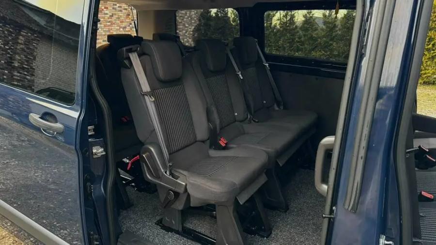 Blue Ford Transit 2015 in Riga, with an engine capacity of 2.20 L and mileage of 130 thousand km for 13000 €, photo 10 on AUTOMOTO.COM.LV