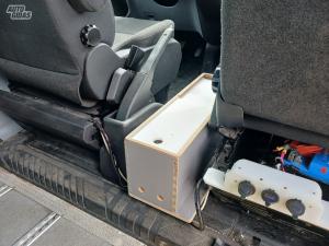 Zils Ford Transit 2015 Kauņa, ar dzinēja tilpumu 2.20 L un nobraukumu 433 tūkst. km par 7500 €, foto 15 vietnē AUTOMOTO.COM.LV