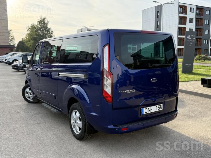 Blue Ford Transit 2016 in Jelgava, with an engine capacity of 2.00 L and mileage of 0 thousand km for 14900 €, photo 4 on AUTOMOTO.COM.LV