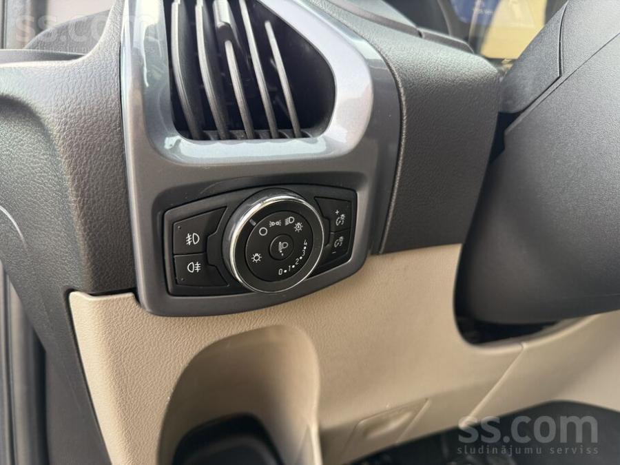 Blue Ford Transit 2016 in Jelgava, with an engine capacity of 2.00 L and mileage of 0 thousand km for 14900 €, photo 15 on AUTOMOTO.COM.LV