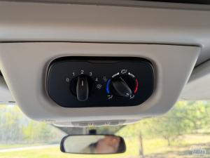 Zils Ford Transit 2019 Kauņa, ar dzinēja tilpumu 2.00 L un nobraukumu 570 tūkst. km par 9490 €, foto 19 vietnē AUTOMOTO.COM.LV