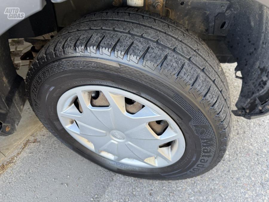 Zils Ford Transit 2019 Kauņa, ar dzinēja tilpumu 2.00 L un nobraukumu 570 tūkst. km par 9490 €, foto 20 vietnē AUTOMOTO.COM.LV