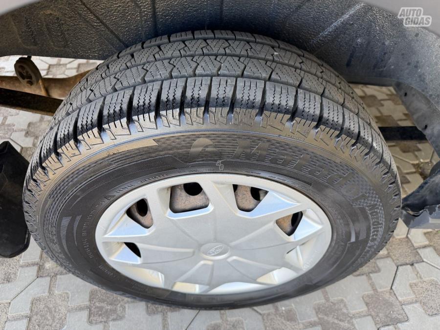 Zils Ford Transit 2019 Kauņa, ar dzinēja tilpumu 2.00 L un nobraukumu 570 tūkst. km par 9490 €, foto 21 vietnē AUTOMOTO.COM.LV
