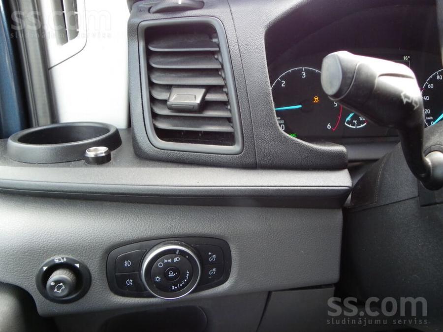 Blue Ford Transit 2019 in Valka, with an engine capacity of 2.00 L and mileage of 146 thousand km for 12700 €, photo 14 on AUTOMOTO.COM.LV