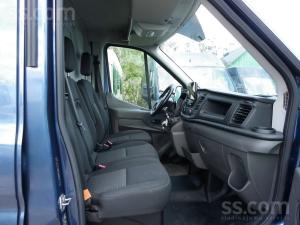 Blue Ford Transit 2019 in Valka, with an engine capacity of 2.00 L and mileage of 146 thousand km for 12700 €, photo 16 on AUTOMOTO.COM.LV